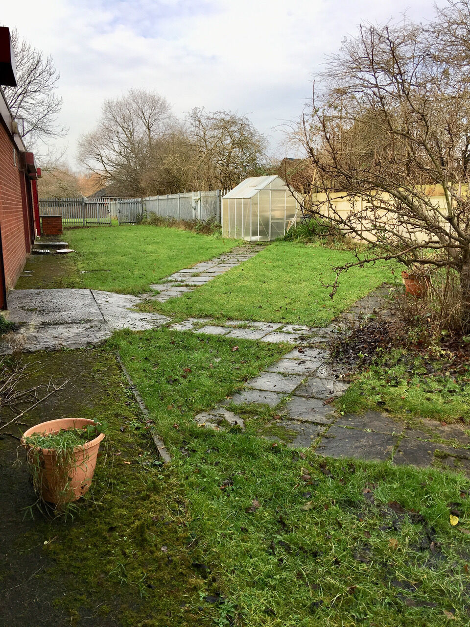 Creating a Wonky Garden in Widnes | Cheshire Wildlife Trust